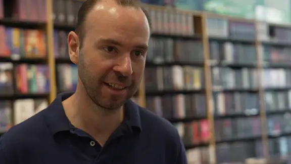 Hype und Gefahr? Wie Dark Romance den Buchmarkt erobert | ndr.de