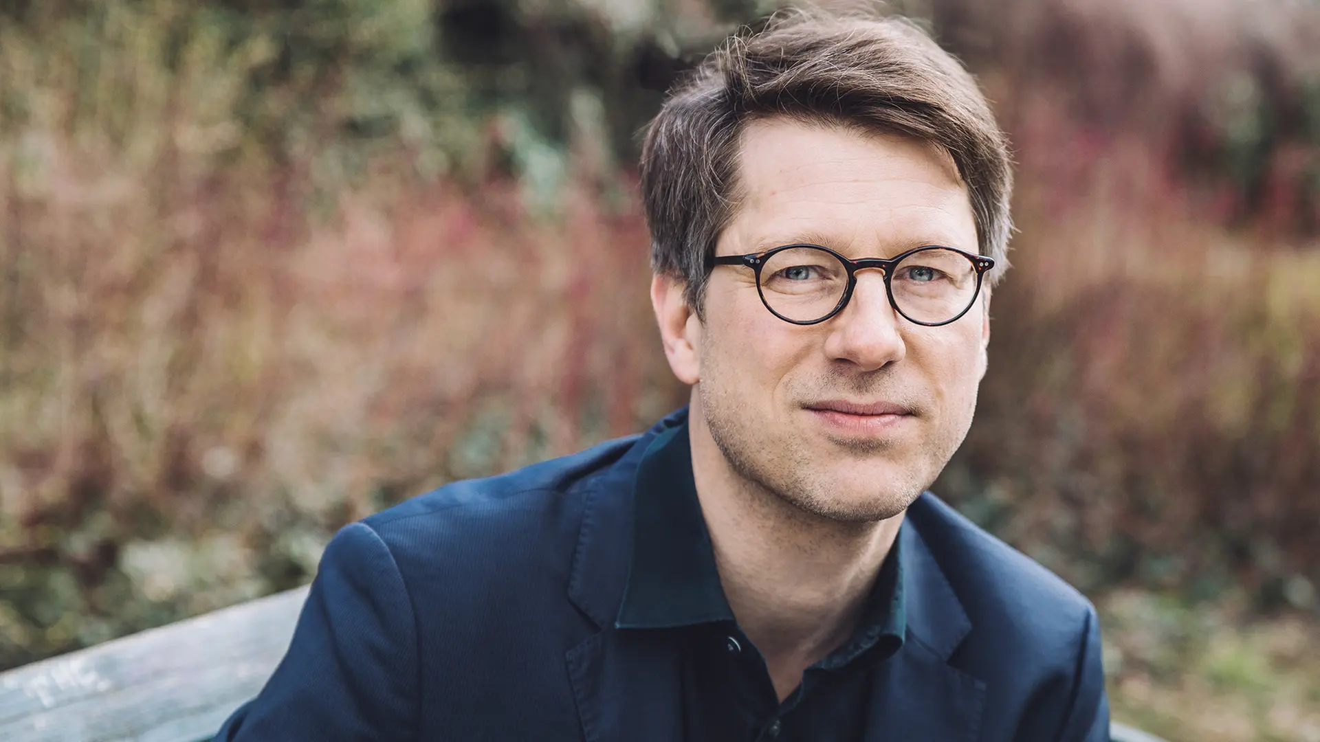 Lyriker Jan Wagner: "Ein Gedicht ist kein Leitartikel" | ndr.de