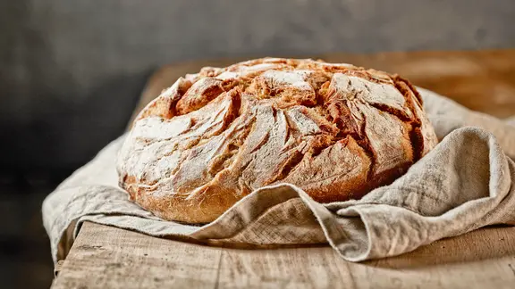 Knuspriges Brot aus dem Topf | ndr.de