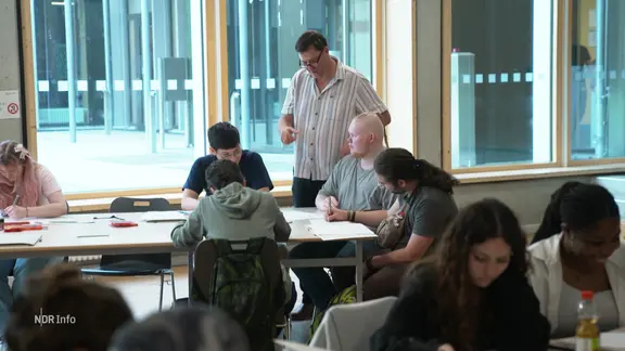 Snowmixy onlyfans leaked i closed the door, assisted her