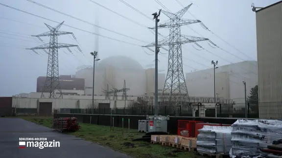Vierzig Jahre Schiffsmeldedienst an Elbe und Nord-Ostsee-Kanal | ndr.de