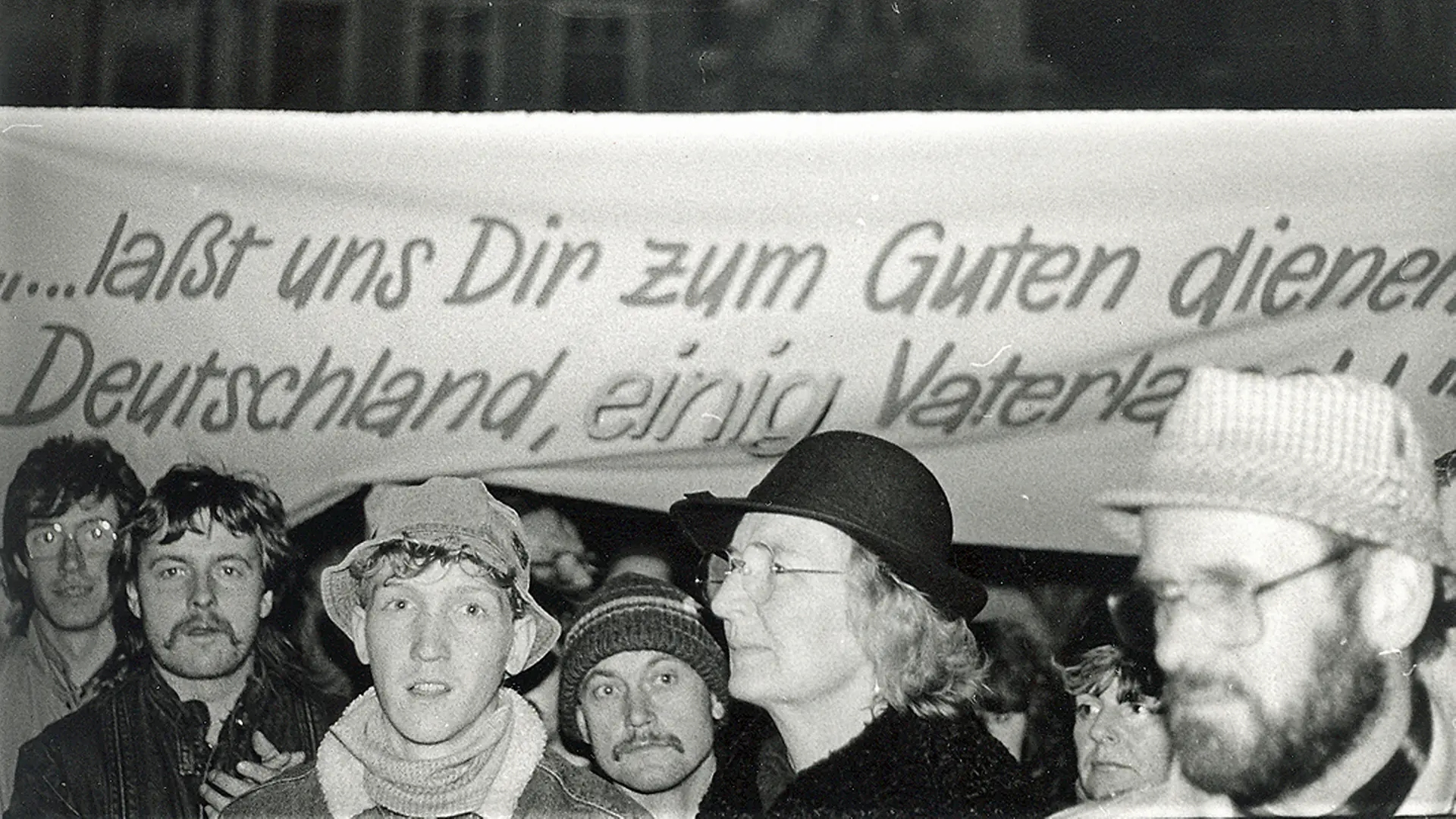Friedliche Revolution in Greifswald: Mit Kerzen für mehr Freiheit | ndr.de