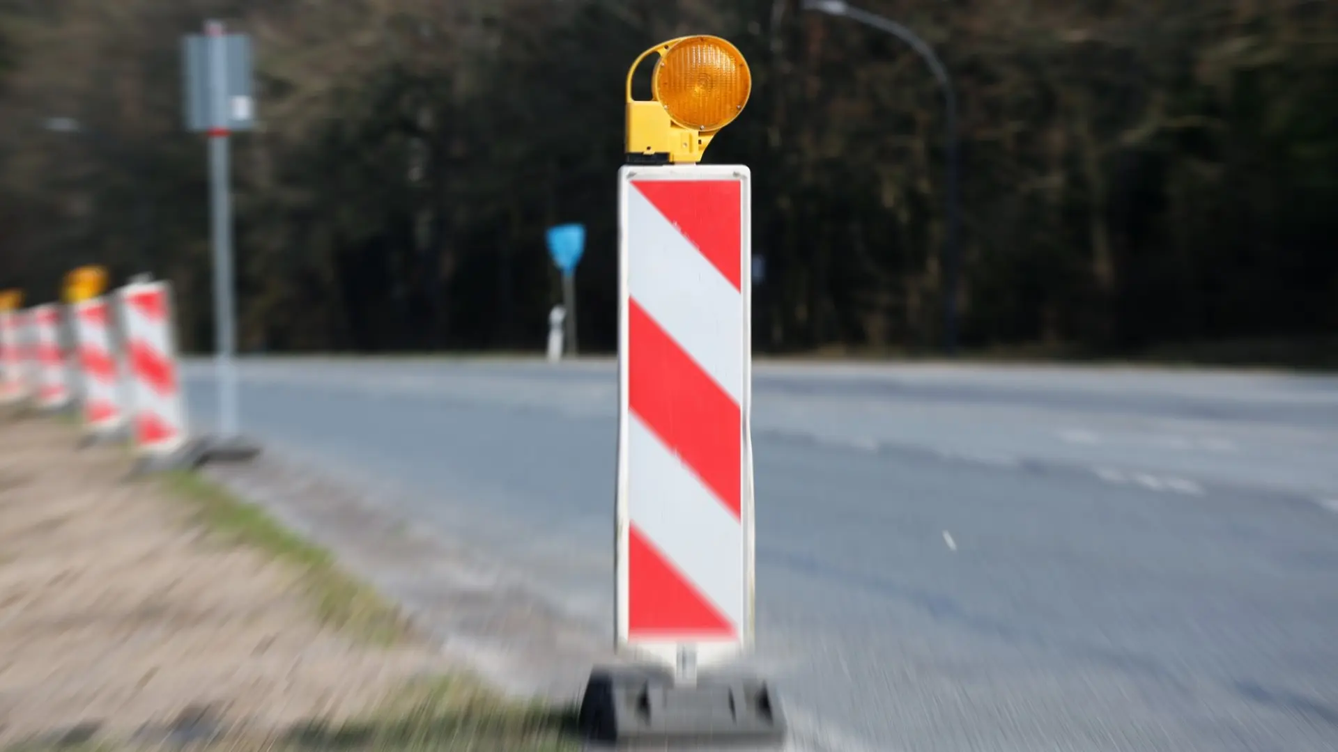 Vollsperrung ab Montag zwischen Dassow und Mallentin | ndr.de