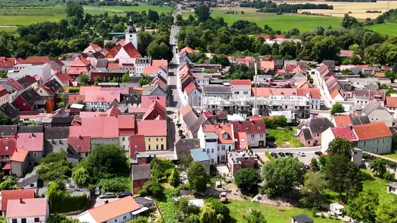 "Trauerschwindler" erneut vor Gericht - Gefängnisstrafe droht | ndr.de