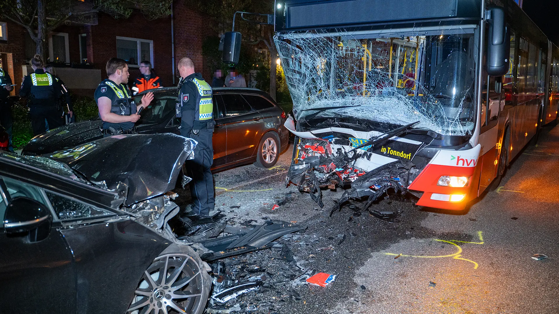 Elegantes Ms Hamburg Unfall Heute Bilder