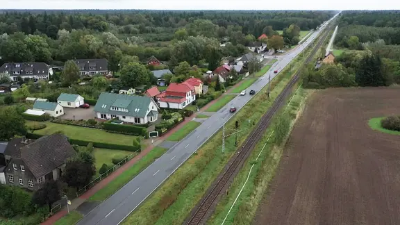 Vollsperrung der B105 zwischen Altheide und Gelbensande | ndr.de