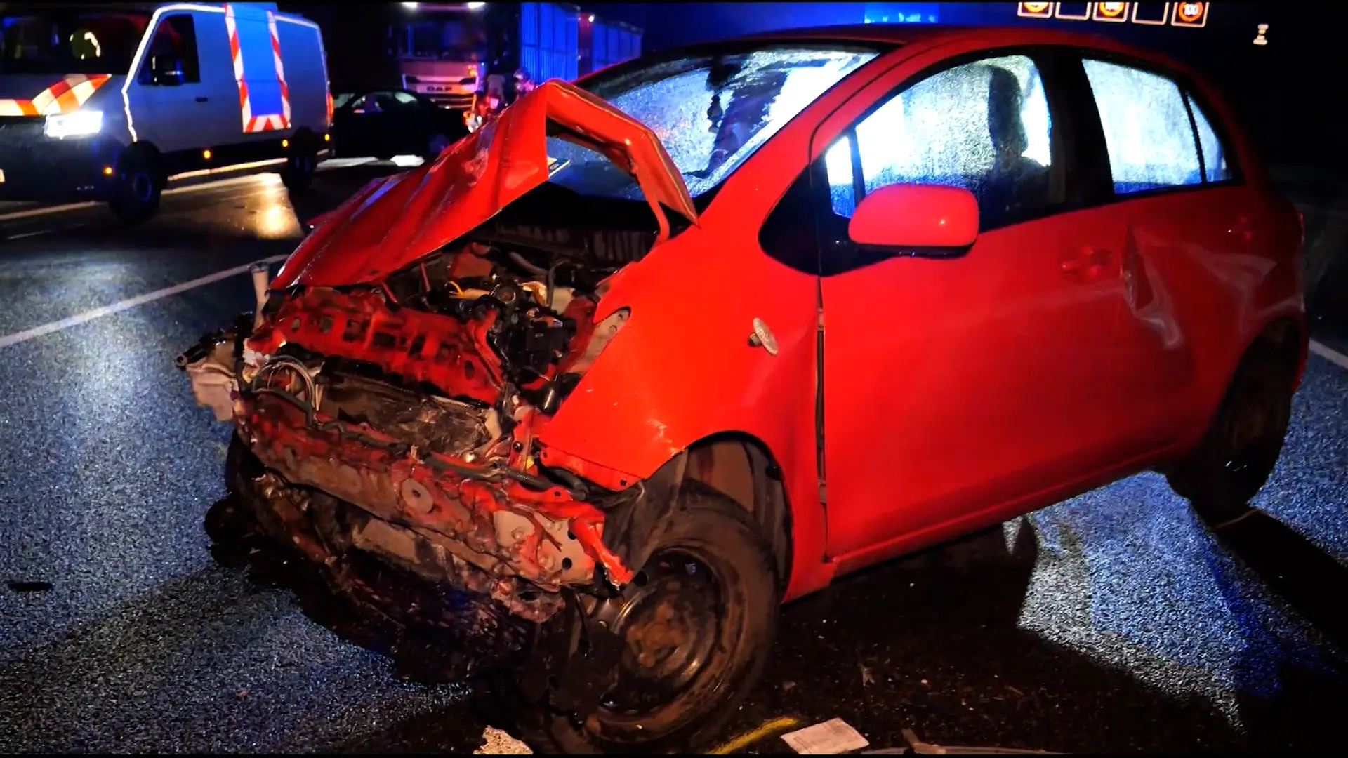 Unfall auf A1 bei Oyten: Vollsperrung und mehrere Verletzte | ndr.de