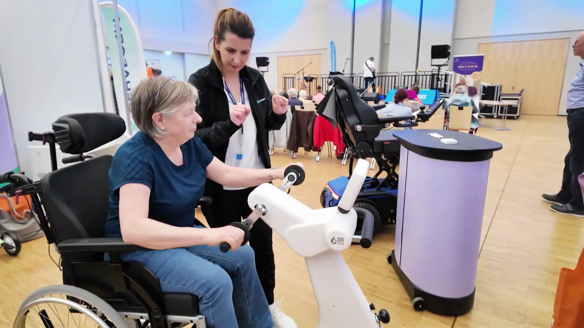 11. Seniorenmesse in Neubrandenburg mit 40 Ausstellern | ndr.de