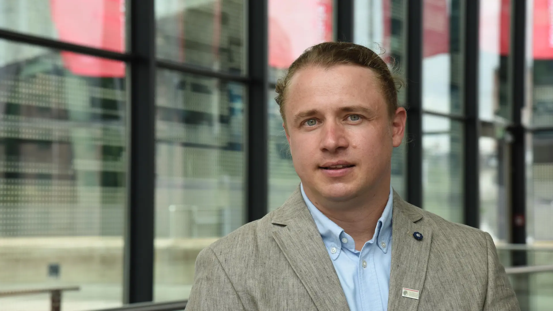 Politologe: "Mehrheit mit der AfD bilden, wenn es eigenen Wählern nutzt ...
