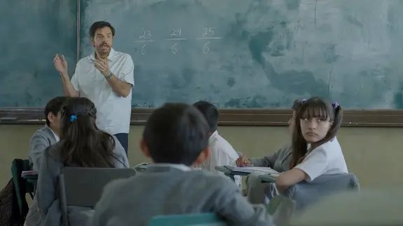 Film "Radical": Lichtblick im mexikanischen Elendsviertel | ndr.de