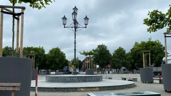 Messerangriff auf Klinikpersonal: 23-Jähriger kommt in Psychiatrie | ndr.de