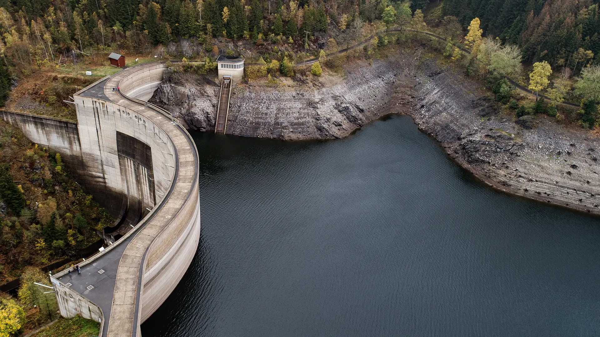 Trotz Regen: Wasserstände der Talsperren im Harz bleiben niedrig | ndr.de