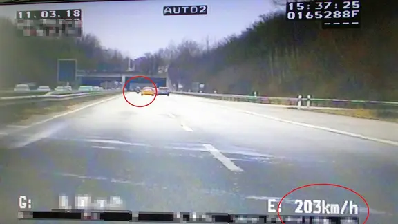 Videowagen der Polizei stehen vor dem Aus | ndr.de