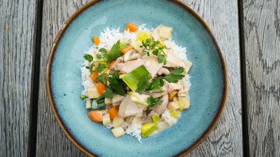 Schweinerollbraten mit feiner Bratensoße | ndr.de
