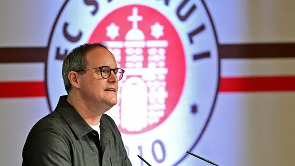 Bundesligist FC St. Pauli verzeichnet Rekordumsatz - Millerntor-Stadion ...