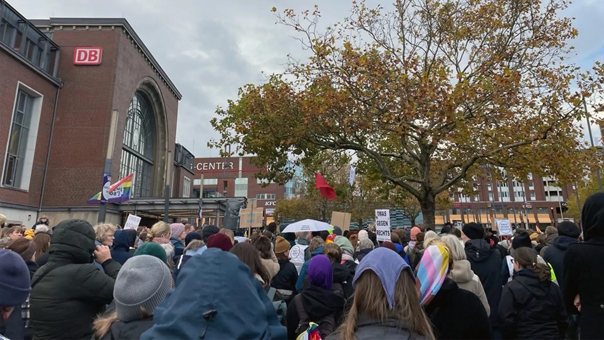 Kiel residents protest Friedrich Merz's "cityscape" remarks | News ...