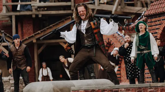 Störtebeker und Vater: Norbert Braun und Moritz Stephan | ndr.de