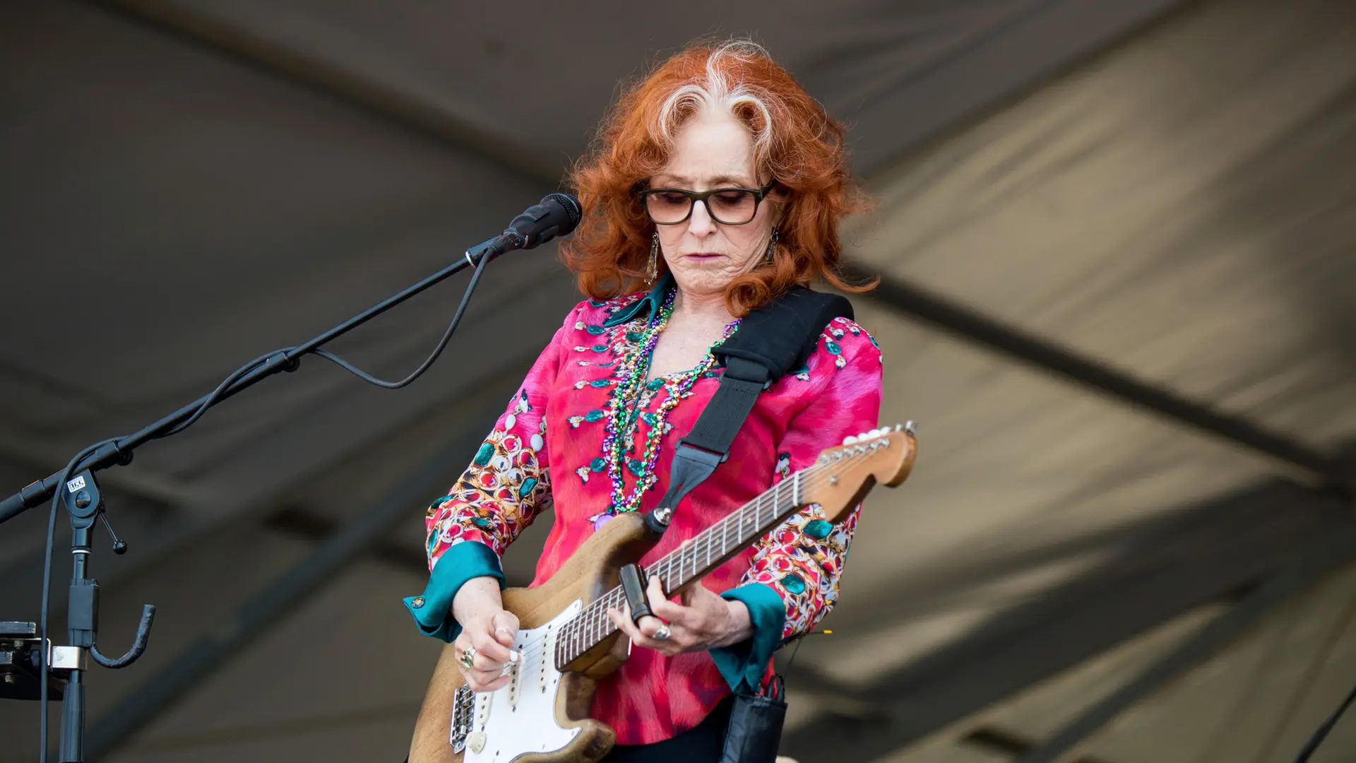 Bonnie Raitt - First Lady der amerikanischen Roots-Musik | ndr.de