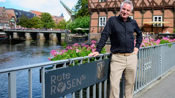 "Rote Rosen": Lüneburg profitiert seit 20 Jahren von Telenovela | ndr.de
