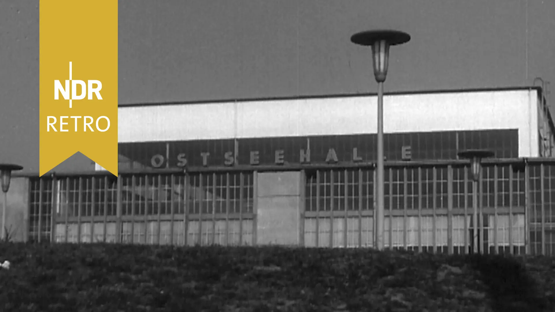 Humorist Ludwig Manfred Lommel im Interview mit Rolf Eschenbach | ndr.de