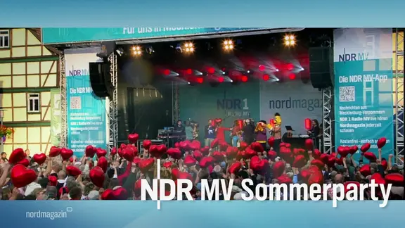 Lucky rajor in nude rushed over to her unit, got apt number