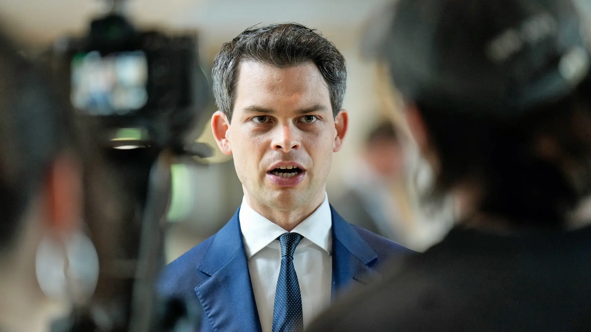 CDU-Politiker Ploß: Bundesregierung investiert in deutsche Häfen | ndr.de