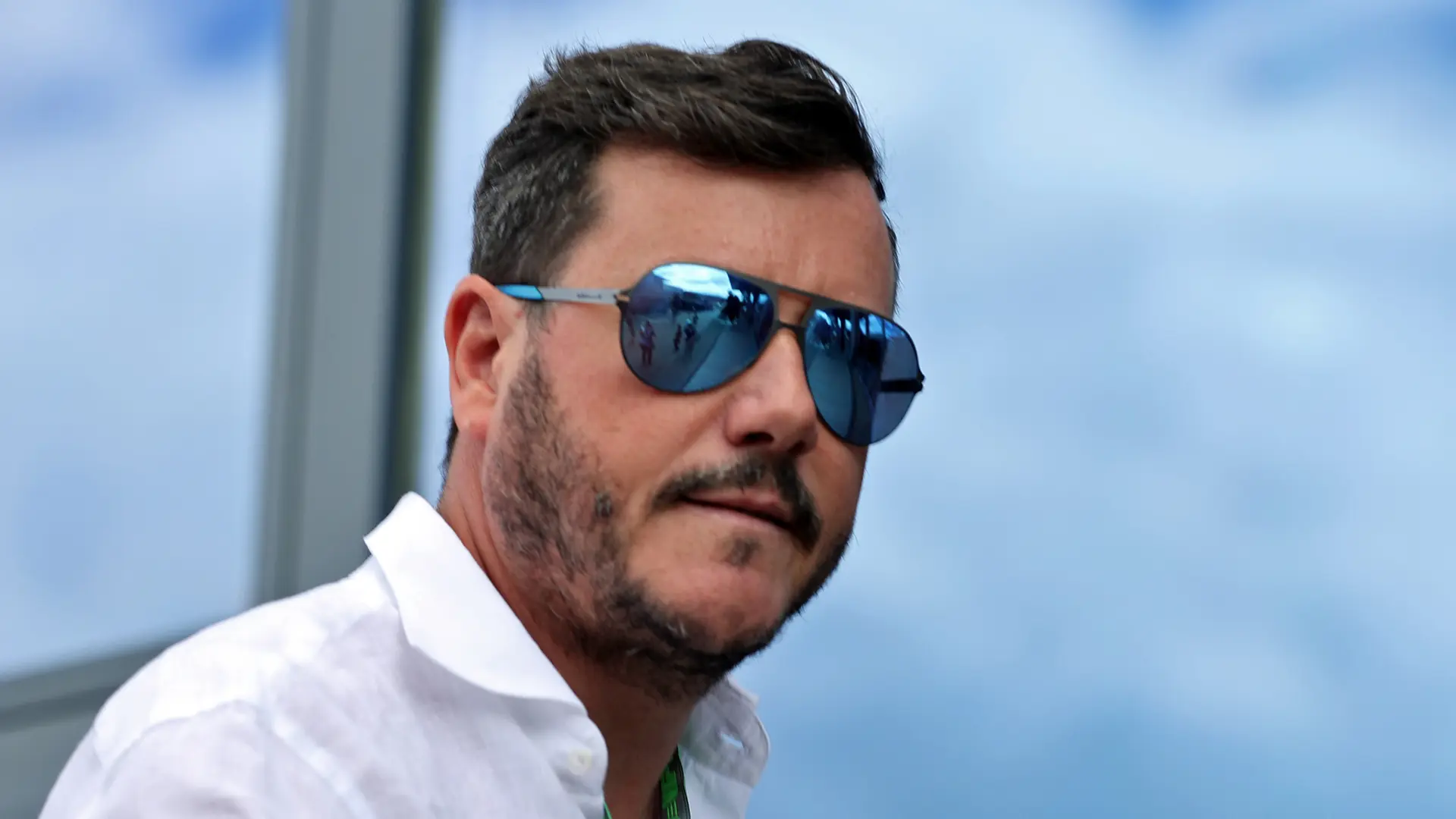 Elbtower: Benko zieht sich aus Führung der Signa-Gruppe zurück | ndr.de