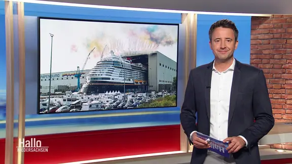 Spektakel in Papenburg – Mega-Kreuzfahrtschiff "Disney Destiny ...