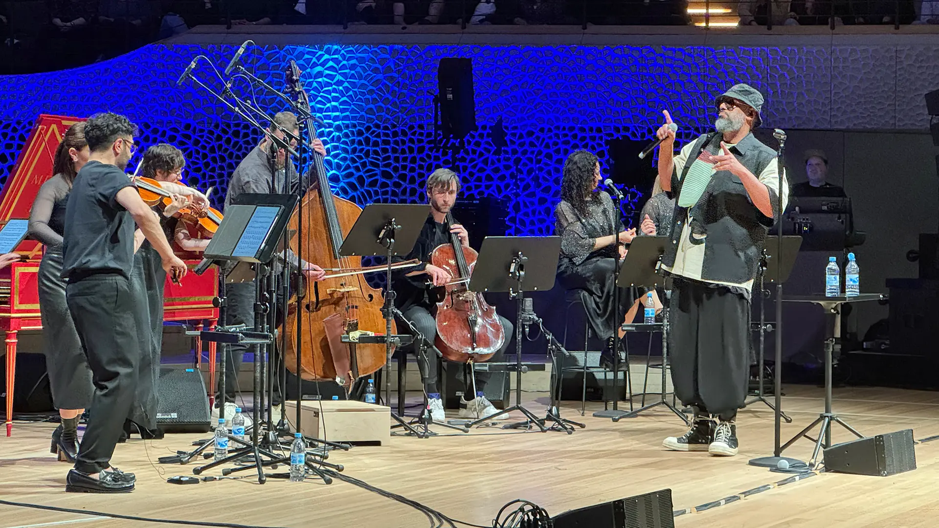 Hip-Hop trifft Klassik: Samy Deluxe und Takeover Ensemble in der Elphi ...