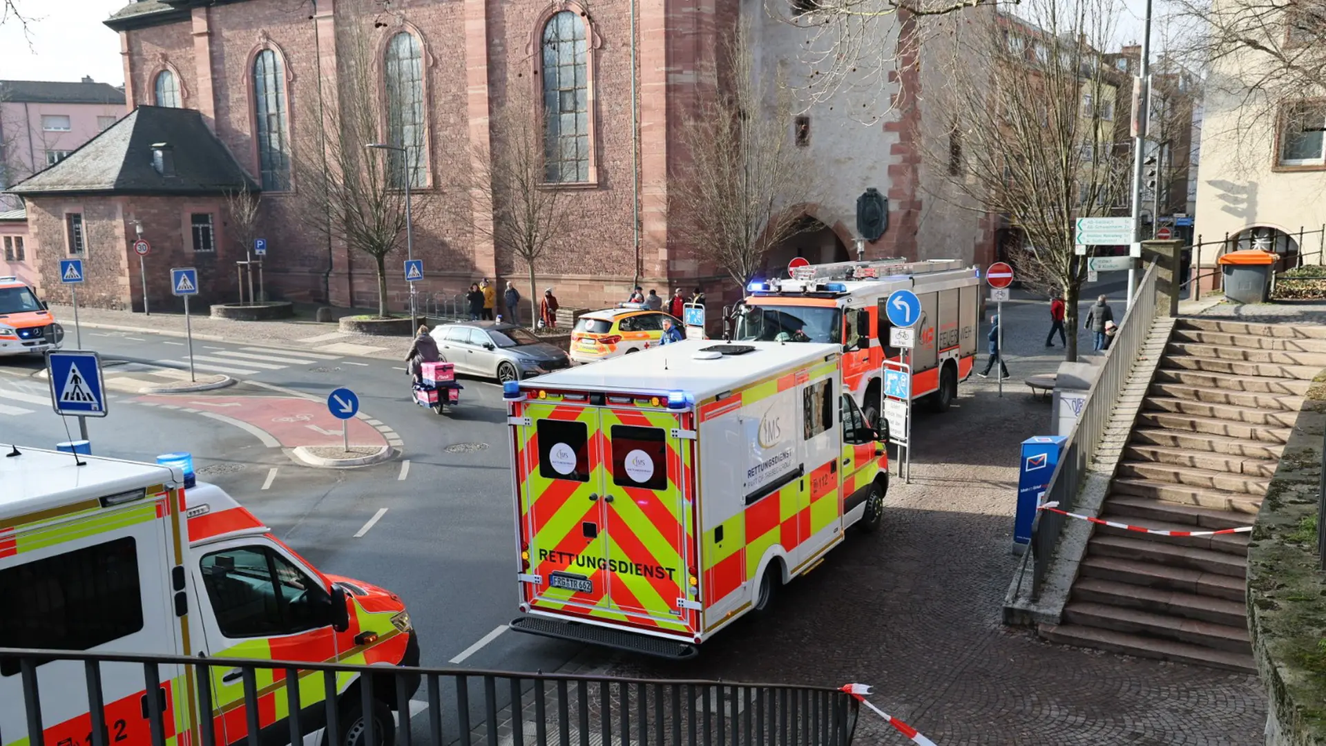 Gewalttat in Aschaffenburg: Tatverdächtiger war psychisch auffällig | ndr.de