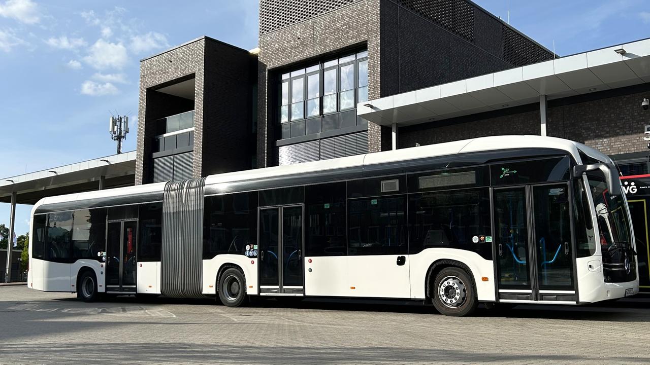 Kieler Verkehrsgesellschaft: Vertrag für neue E-Busse geschlossen ...