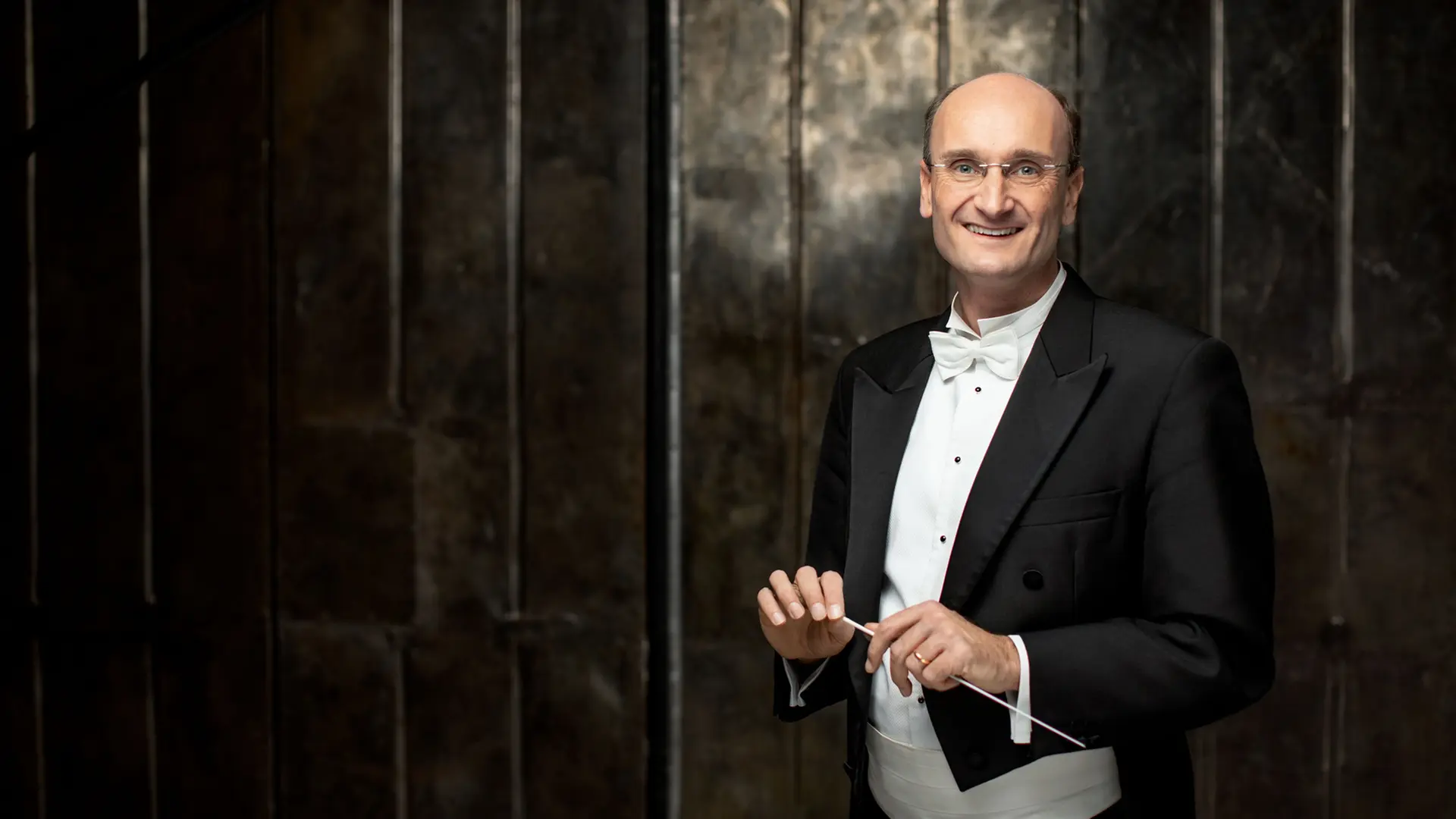 Andrew Manze zurück am Pult der NDR Radiophilharmonie | ndr.de