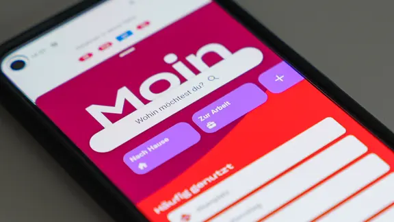 Neuer Service in der HVV-App: Hamburgs Busse mit Live-Tracking | ndr.de