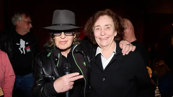 Udo auf Englisch: Exklusives Interview in der Peter Urban Show | ndr.de