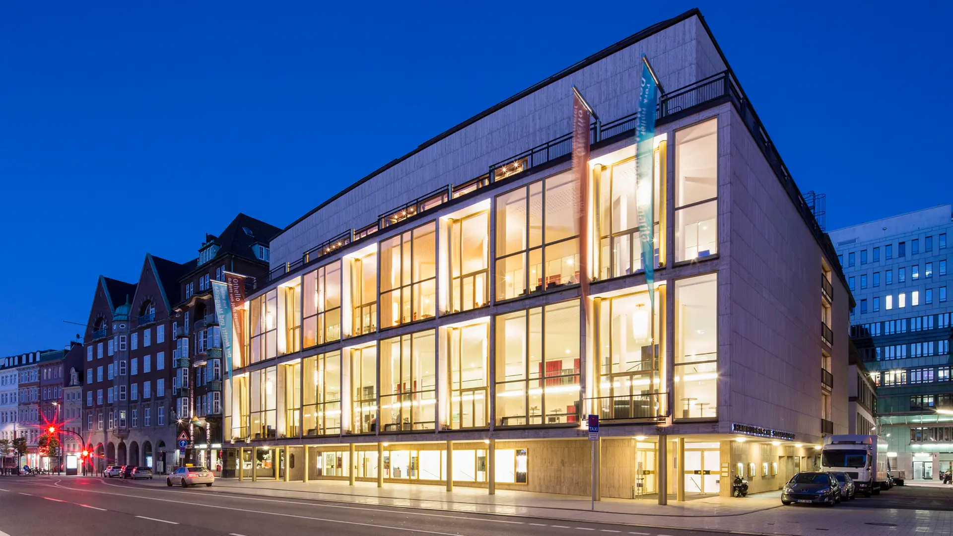 Hamburgische Staatsoper: Auftakt in ein "neues Abenteuer" | ndr.de