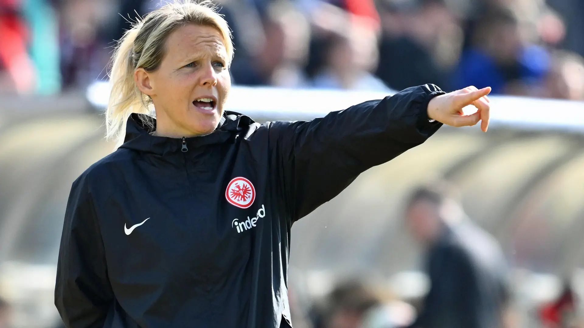 Kromp folgt bei den Werder-Frauen auf Trainer Horsch | ndr.de