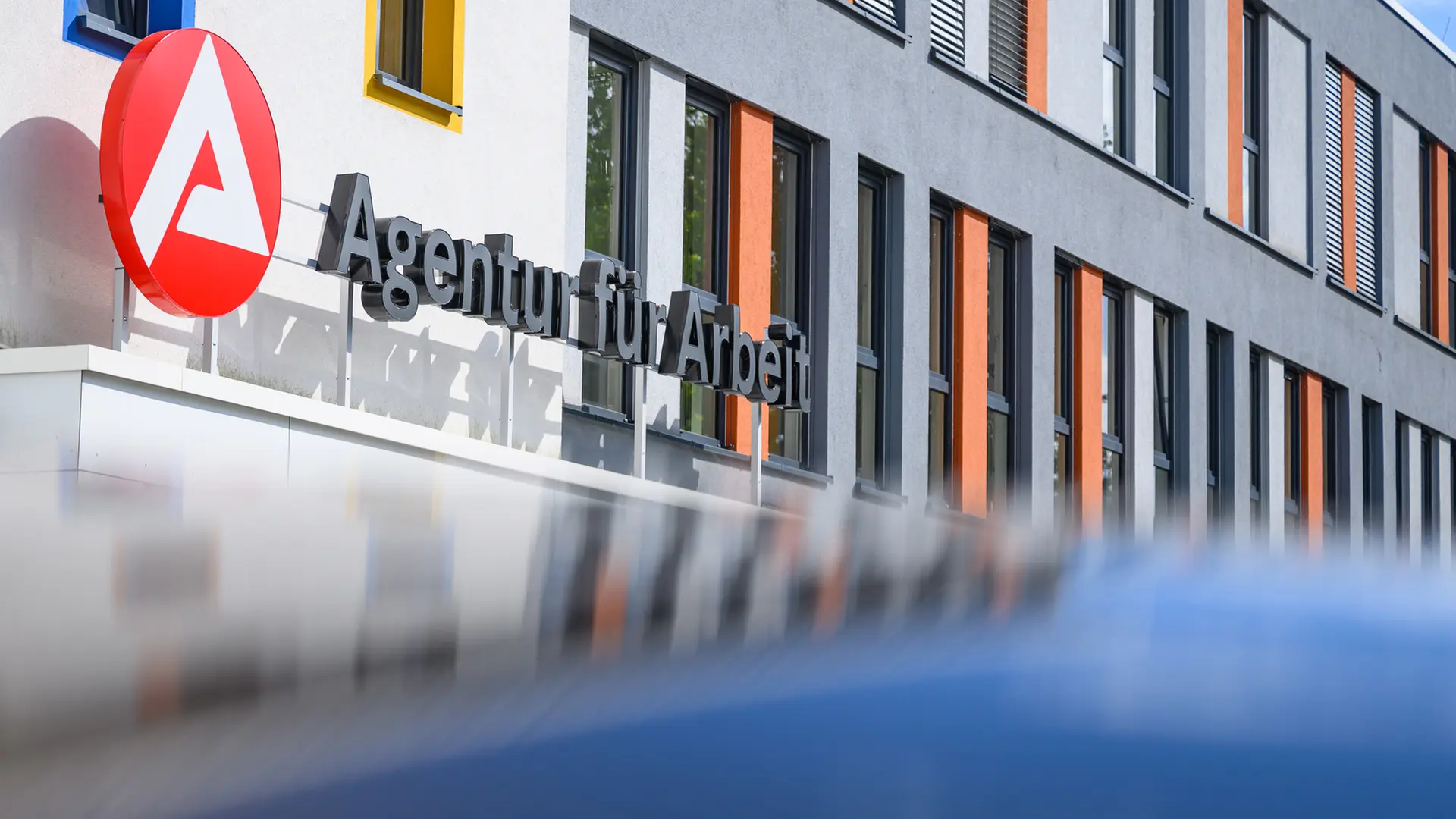 Arbeitsagentur in Geldnot | ndr.de