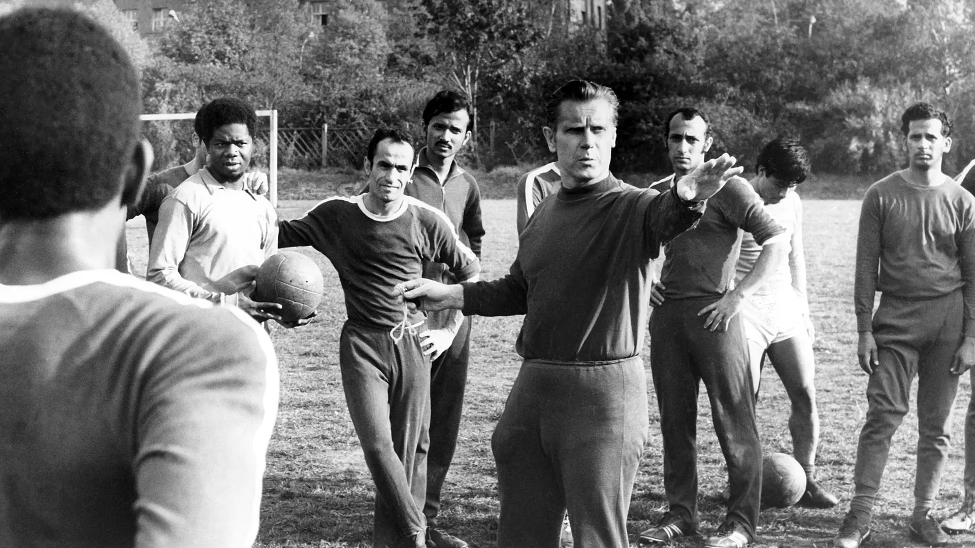 Deutsche Hochschule für Körperkultur: Kaderschmiede für DDR-Sportler ...