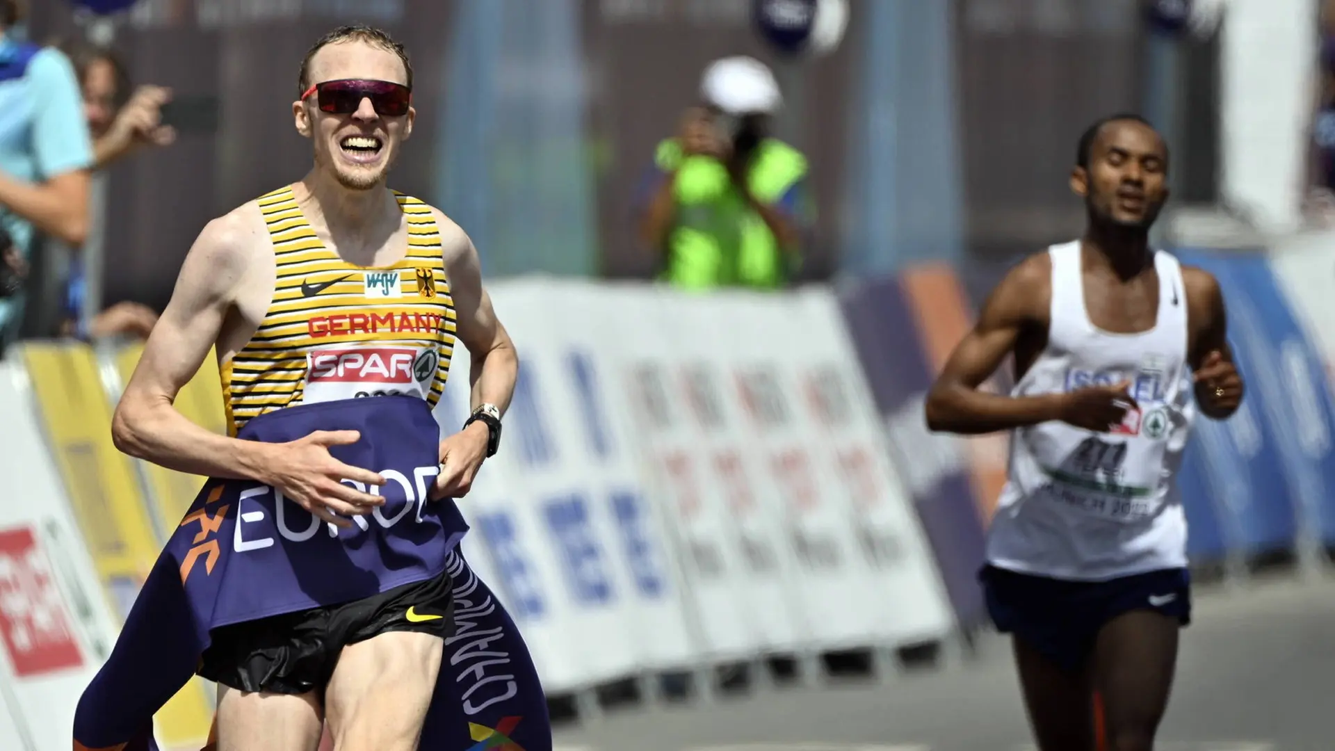 Irres Finish: Ringer wird Marathon-Europameister 2022 | ndr.de