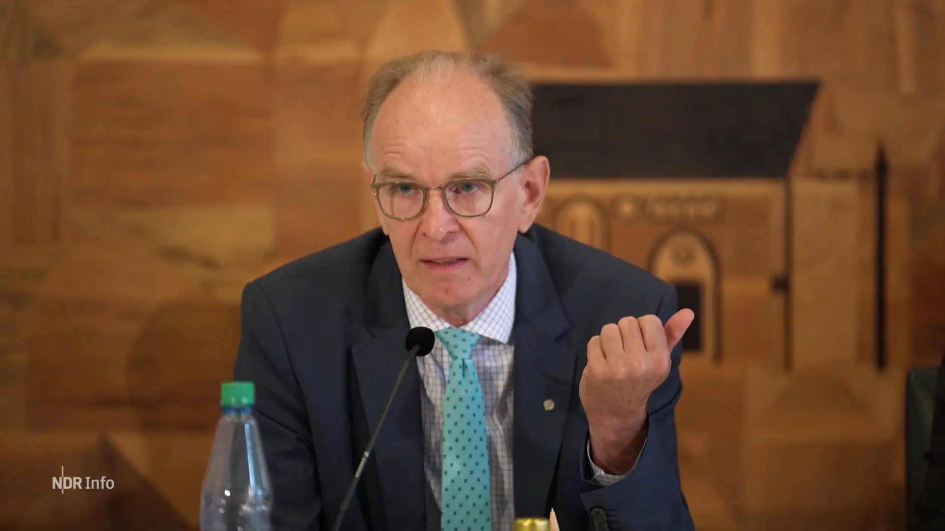 Landesbischof Meister will mit Missbrauchsopfer sprechen | ndr.de