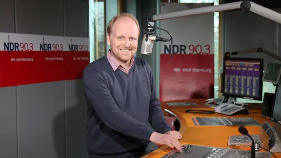 Jubiläum: 30 Johr Plattdüütsche Narichten bi NDR 90,3 | ndr.de