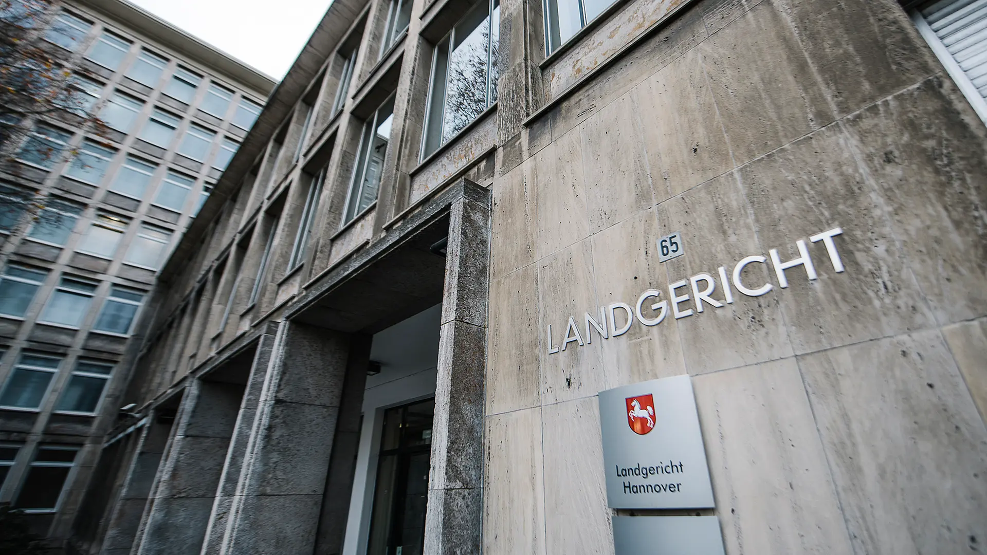 Love Scamming-Prozess in Hannover: Heute könnte das Urteil fallen | ndr.de