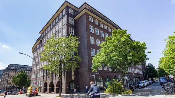 Hamburger Verfassungsschutz: Größte Gefahr ist Rechtsextremismus | ndr.de