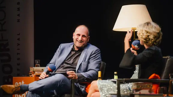Caroline Wahl zu Gast bei eat.READ.sleep. beim Harbourfront Festival ...