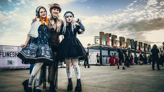 M'era Luna Festival 2026: Erste Headliner stehen fest | ndr.de