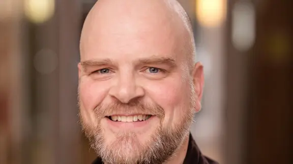 "Bigband-Nerd" von der Küste: Gespräch mit Jörn Marcussen-Wulff | ndr.de