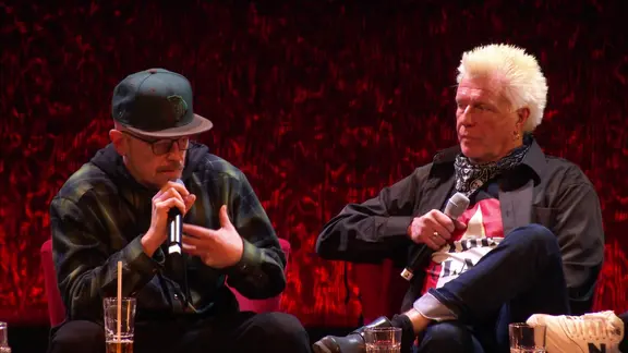 "Dreck und Glitzer": Biografie von Slime-Sänger Tex Brasket | ndr.de