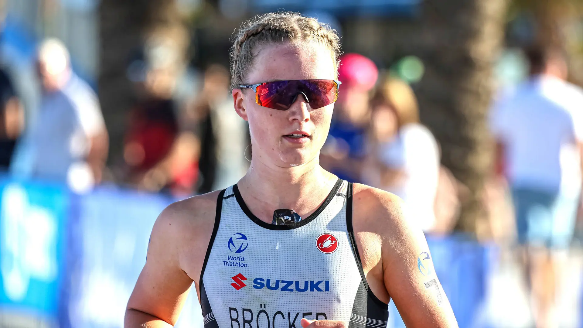 Triathletin Julia Bröcker: Sehr zufrieden mit ihrer Saison | ndr.de