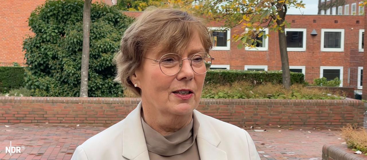 Landesregierung SH: Ministerin Sütterlin-Waack übergibt Staffelstab | tagesschau.de