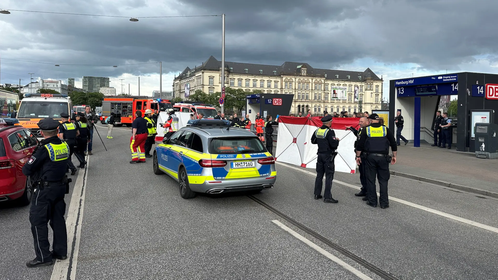 Innenausschuss beschäftigt sich mit Messerattacke am Hauptbahnhof | ndr.de